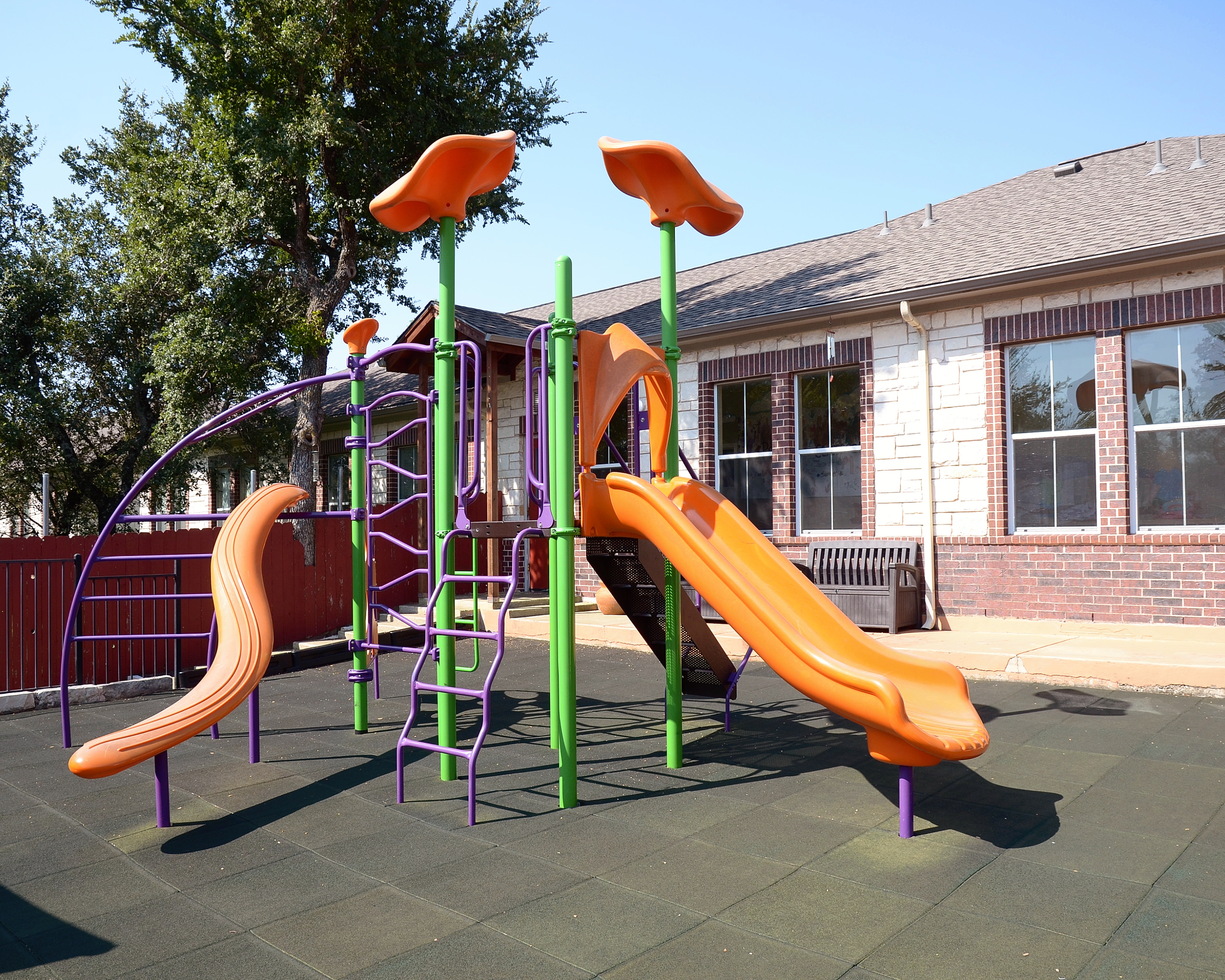 The Children's Courtyard of Grapevine in Grapevine, TX | 1950 West ...